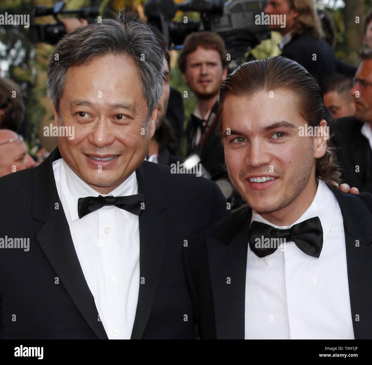 David Hirsch Actor David Krumholtz | I'm A Day Late. Judd Hirsch