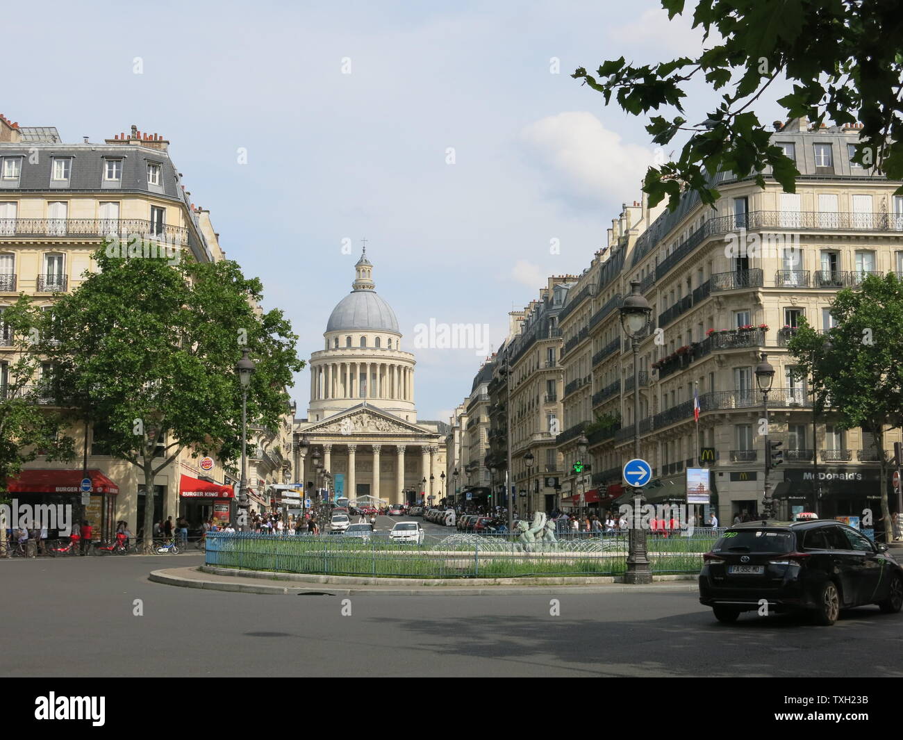 Pantheon road hi-res stock photography and images - Alamy