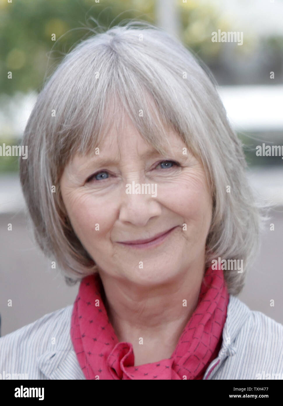 Actress gemma jones hi-res stock photography and images - Alamy