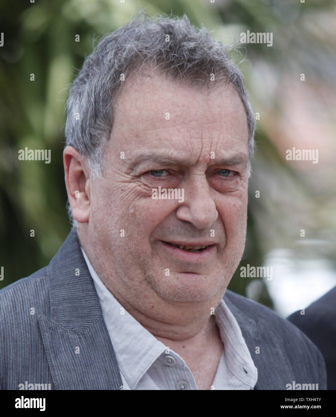 Stephen Frears arrives at a photocall for the film "Tamara Drewe" at ...