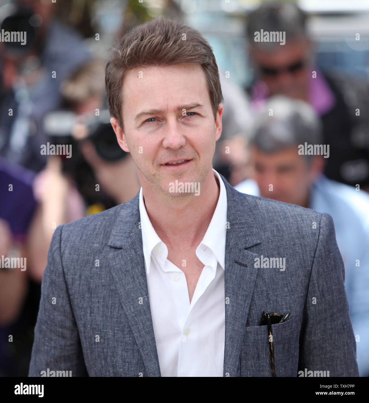 Edward Norton arrives at a photocall for the film "Moonrise Kingdom ...