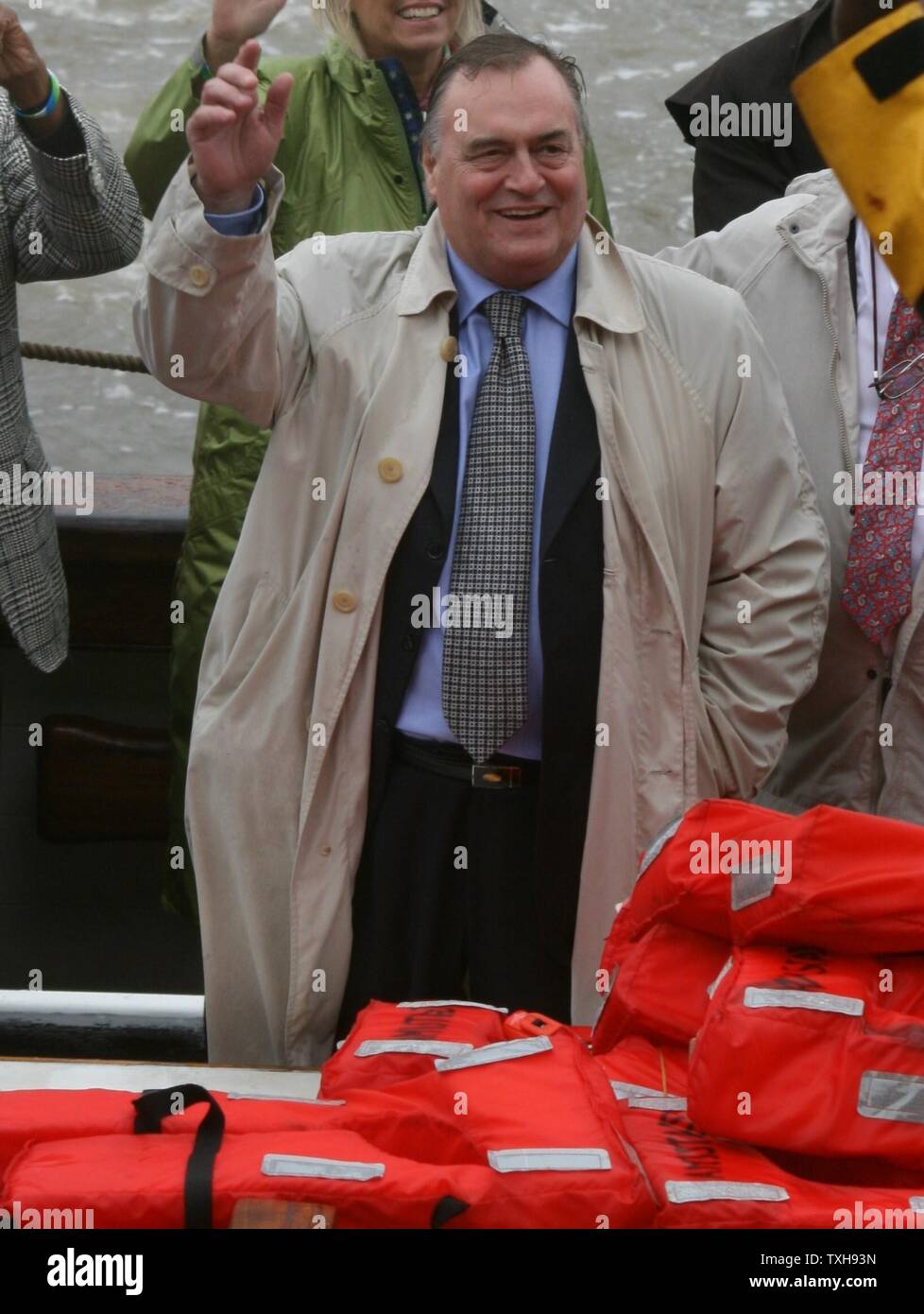 John prescott punch hi-res stock photography and images - Alamy