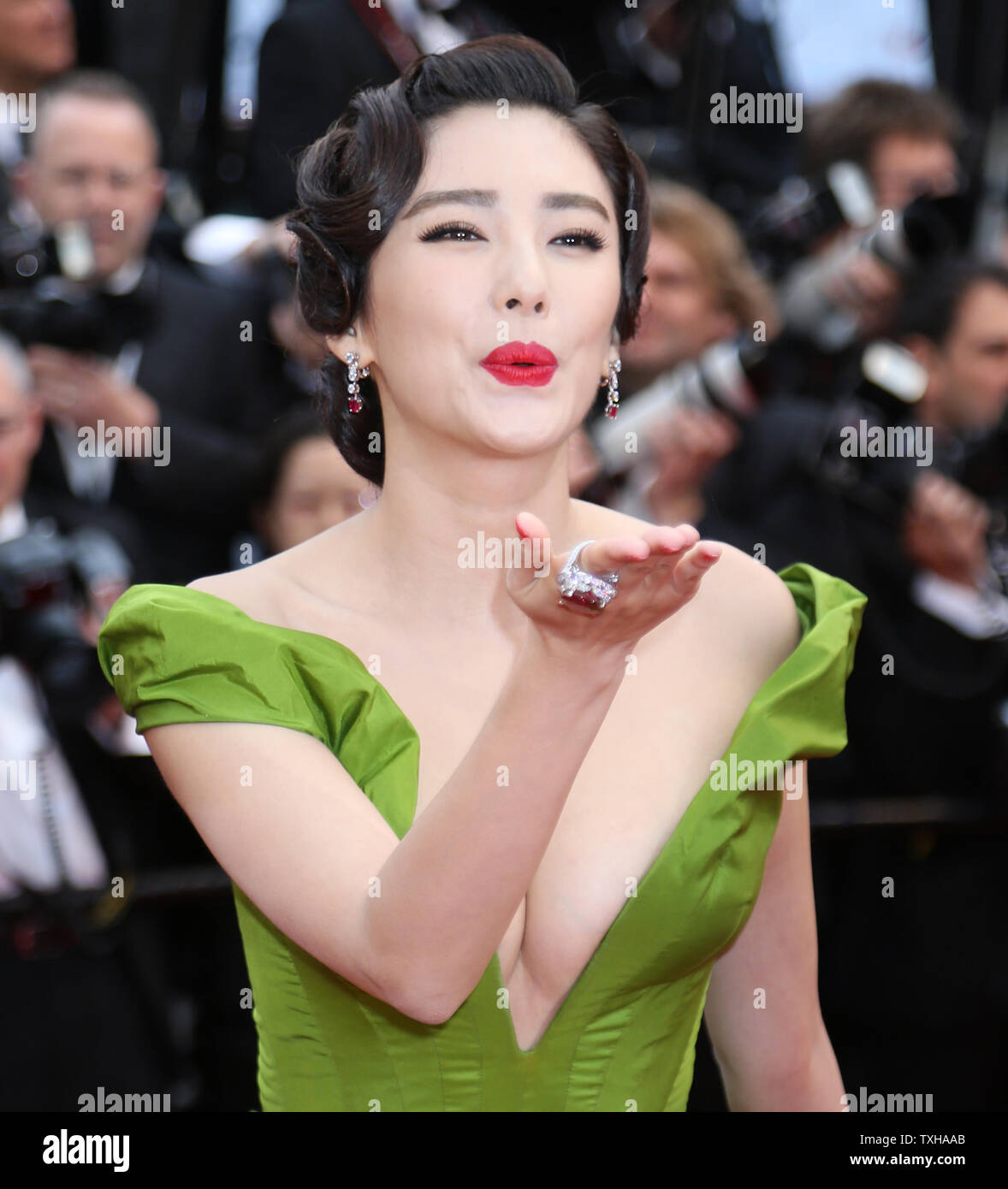 Zhang Yuqi arrives on the red carpet before the screening of the film ...