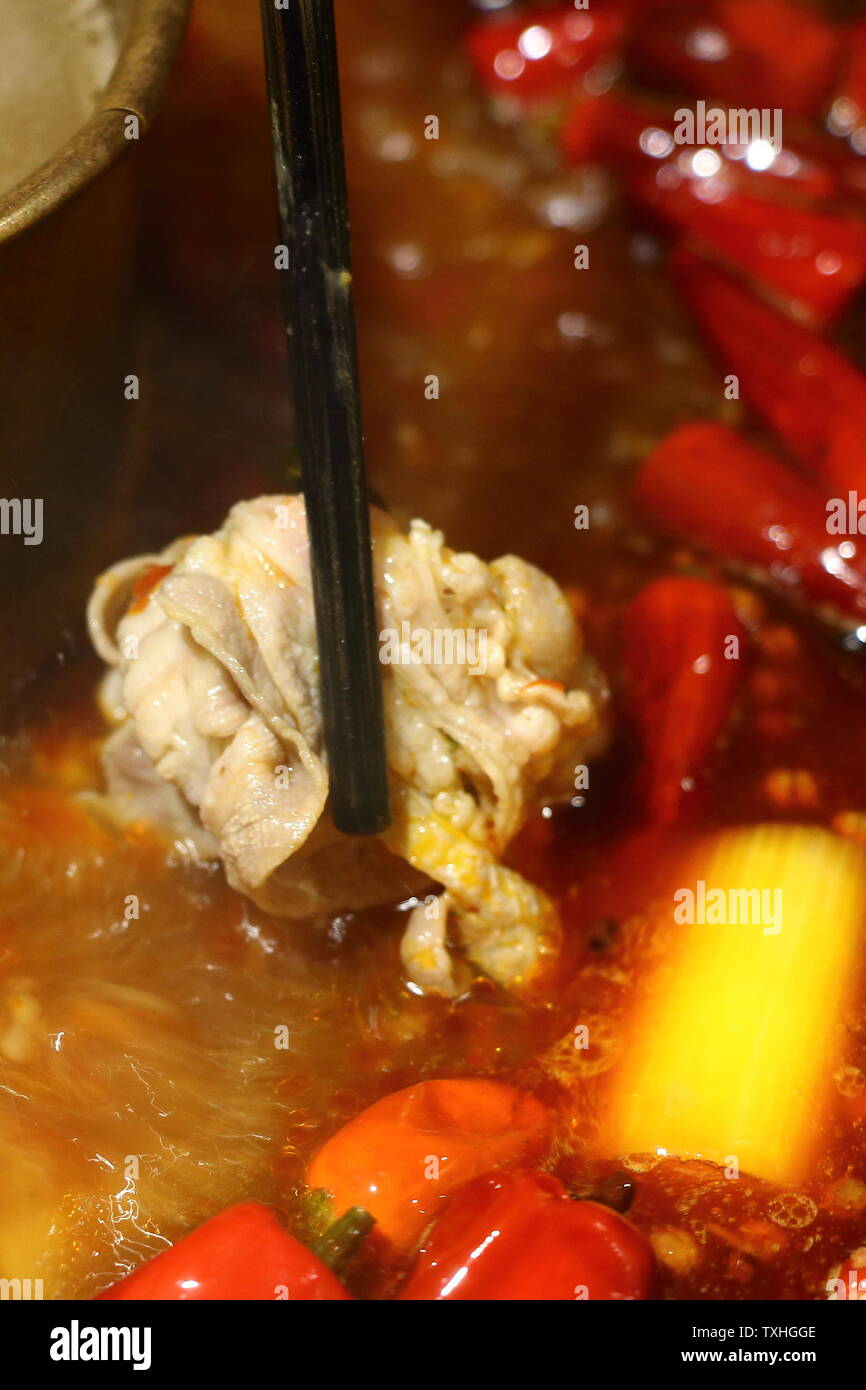 Hot pot, rinse meat Stock Photo - Alamy