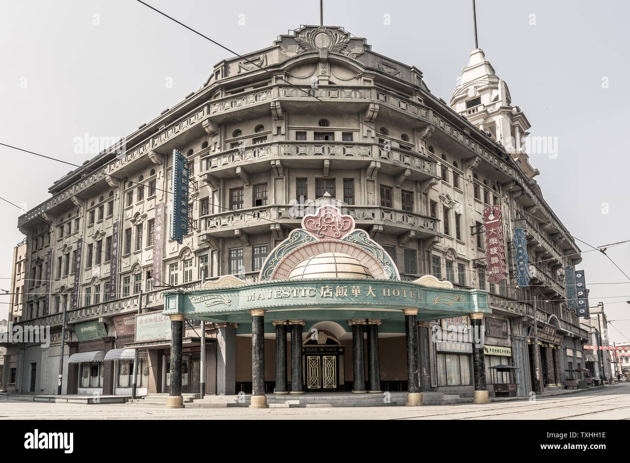 Old Shanghai Architecture in Shanghai Che Dun Film and Television Base ...