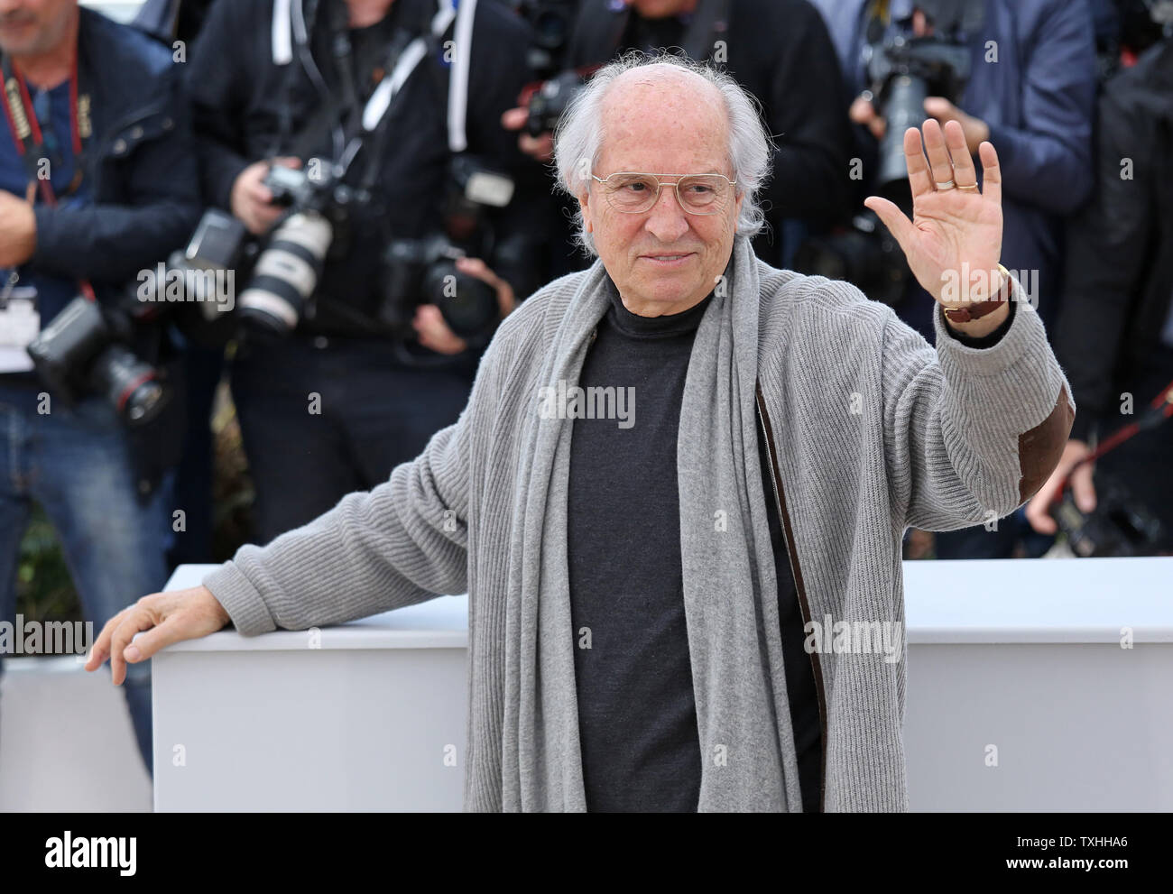 Vittorio Storaro arrives at a photocall for the film "Cafe Society ...