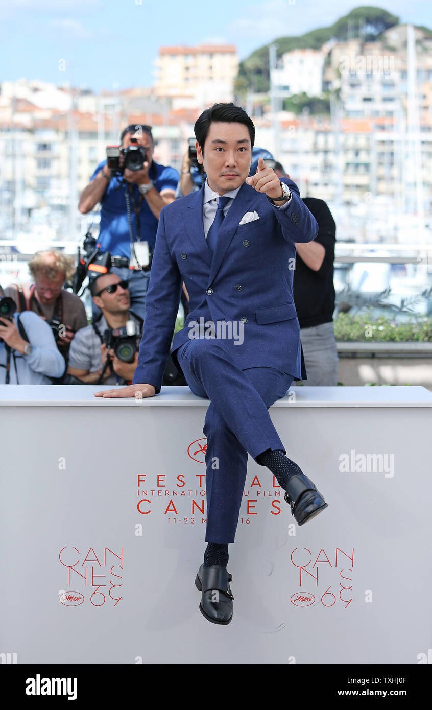 Woong jin hi-res stock photography and images - Alamy