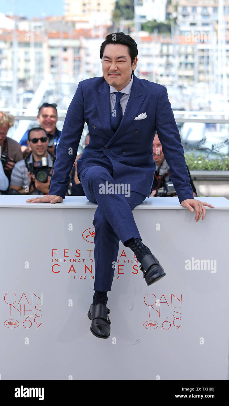 Woong jin hi-res stock photography and images - Alamy