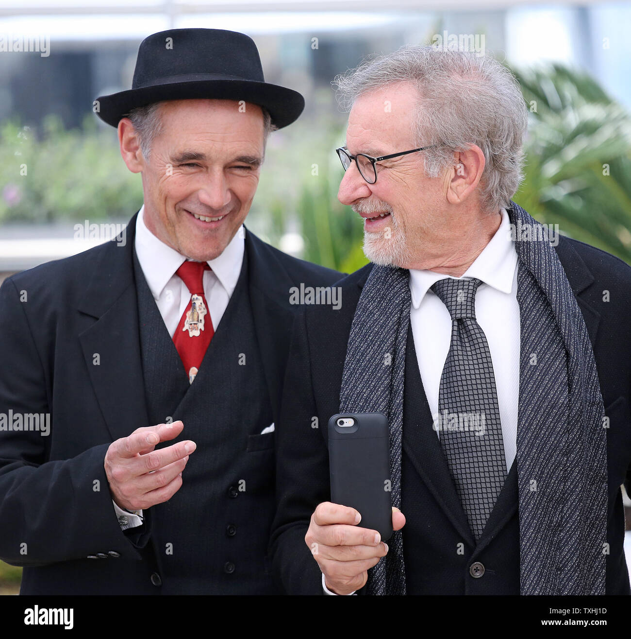 Mark Rylance (L) and Steven Spielberg arrive at a photocall for the ...