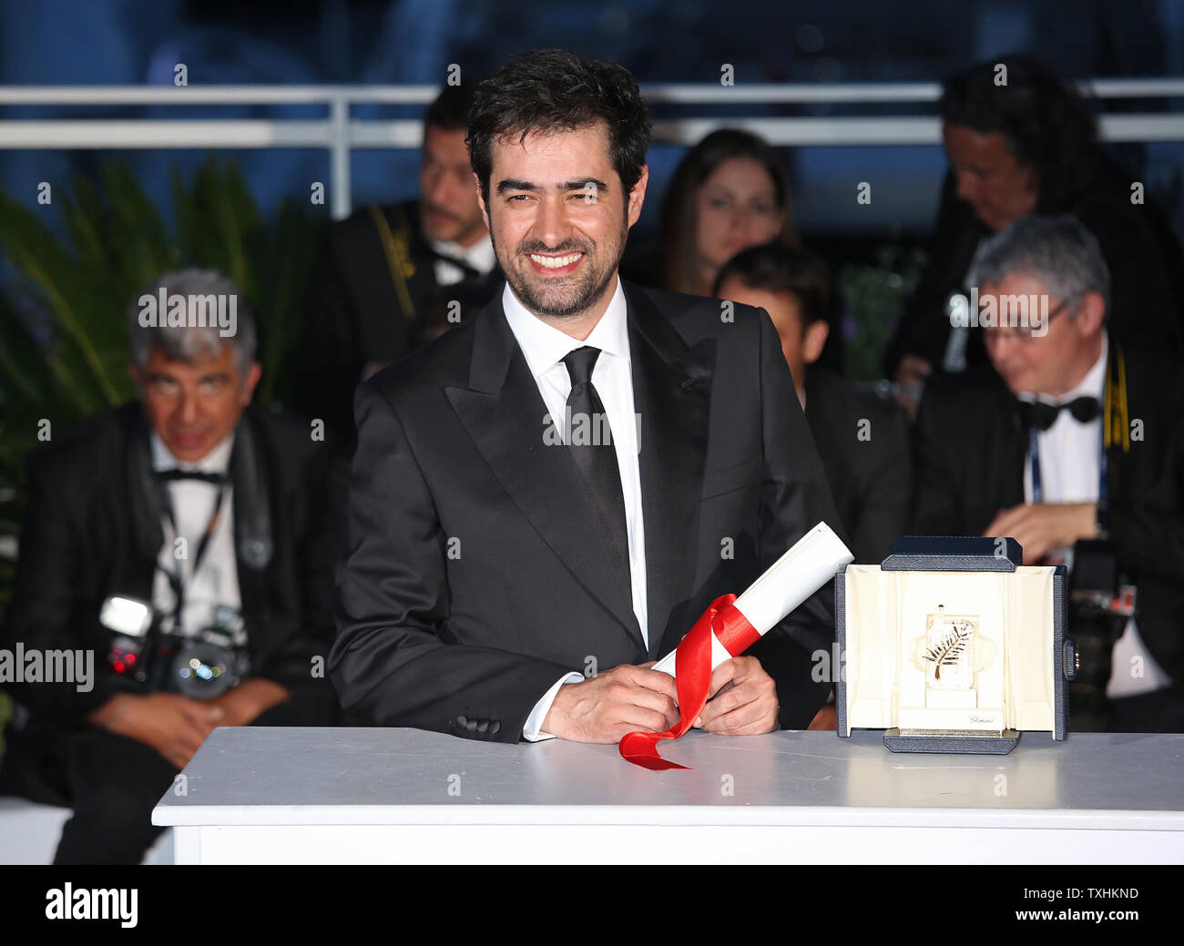Shahab Hosseini arrives at the award photo call after receiving the ...