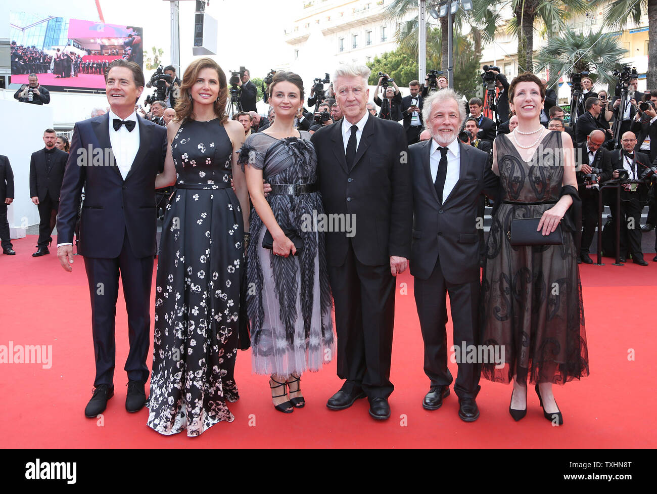 (From L to R) Kyle MacLachlan, Desiree Gruber, Emily Stofle, David ...