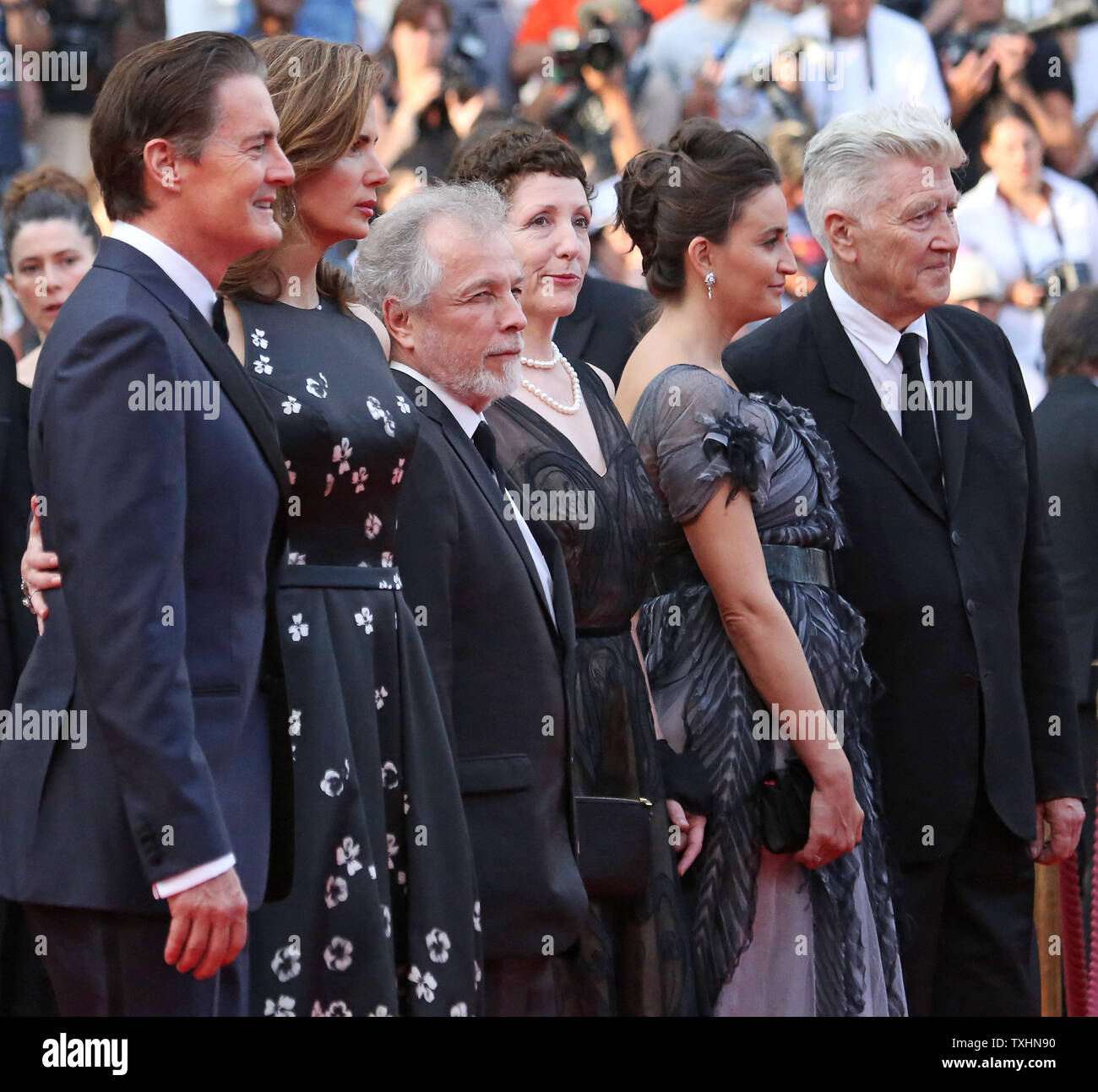 (From L to R) Kyle MacLachlan, Desiree Gruber, guest, Sabrina ...