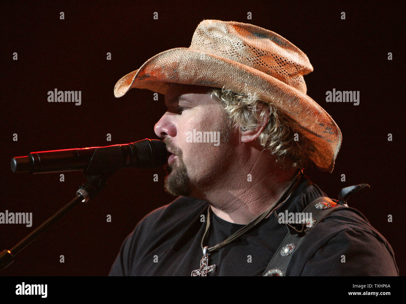 Toby Keith Performs In Concert At Coors Amphitheatre In Chula Vista Ca