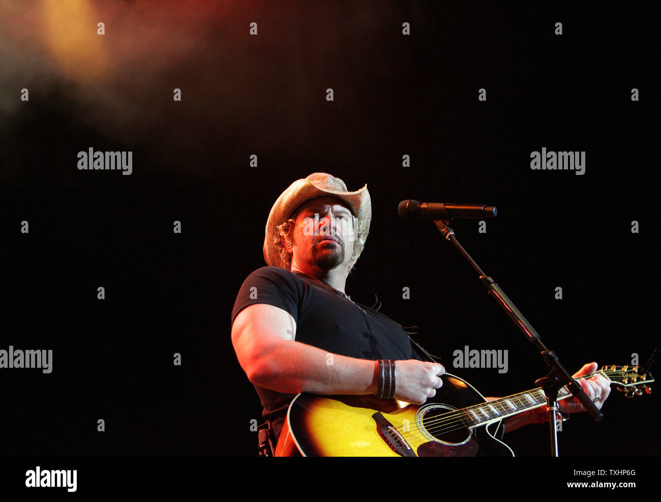 Toby Keith performs in concert at Coors Amphitheatre in Chula Vista, CA ...