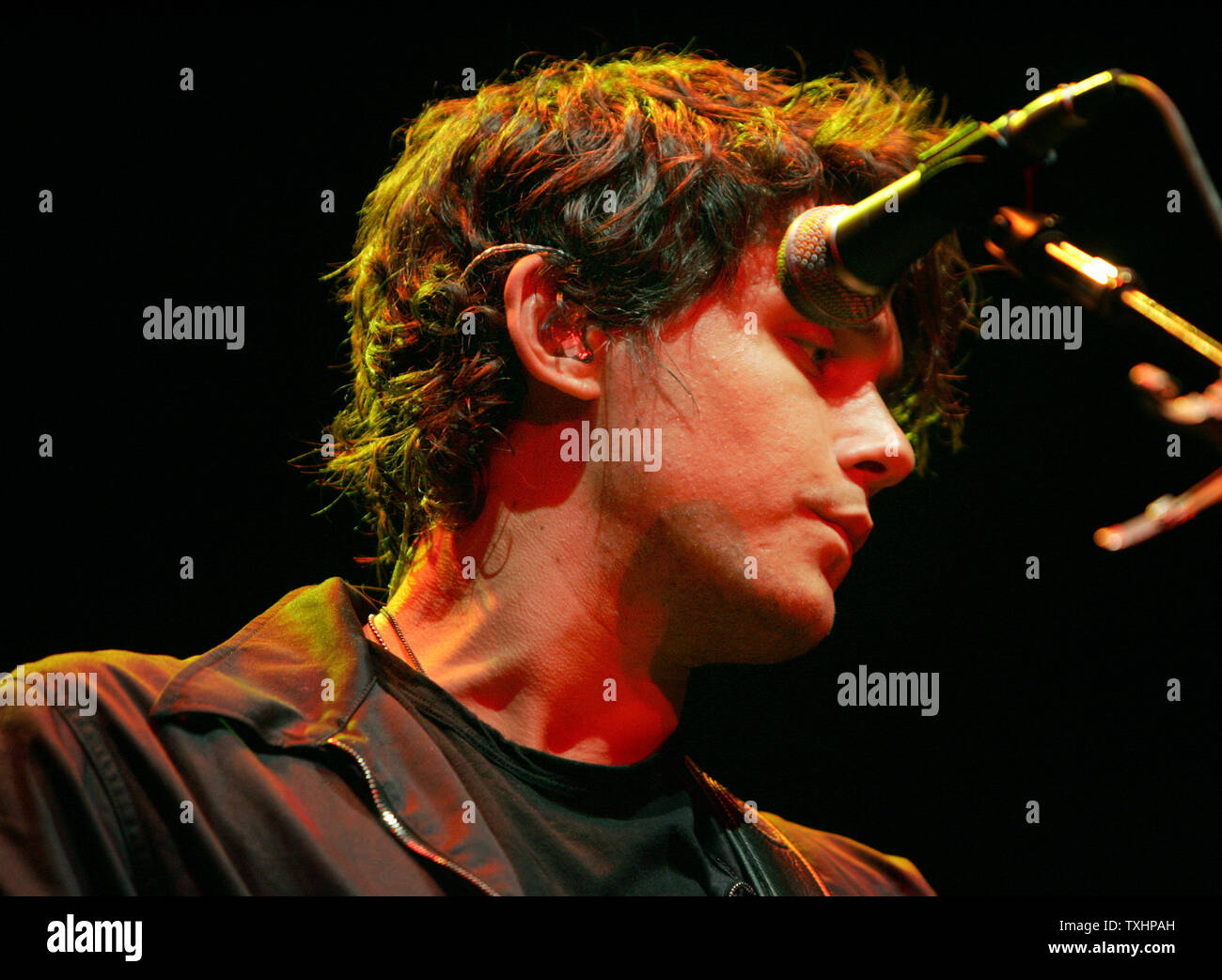 John mayer hi-res stock photography and images - Alamy