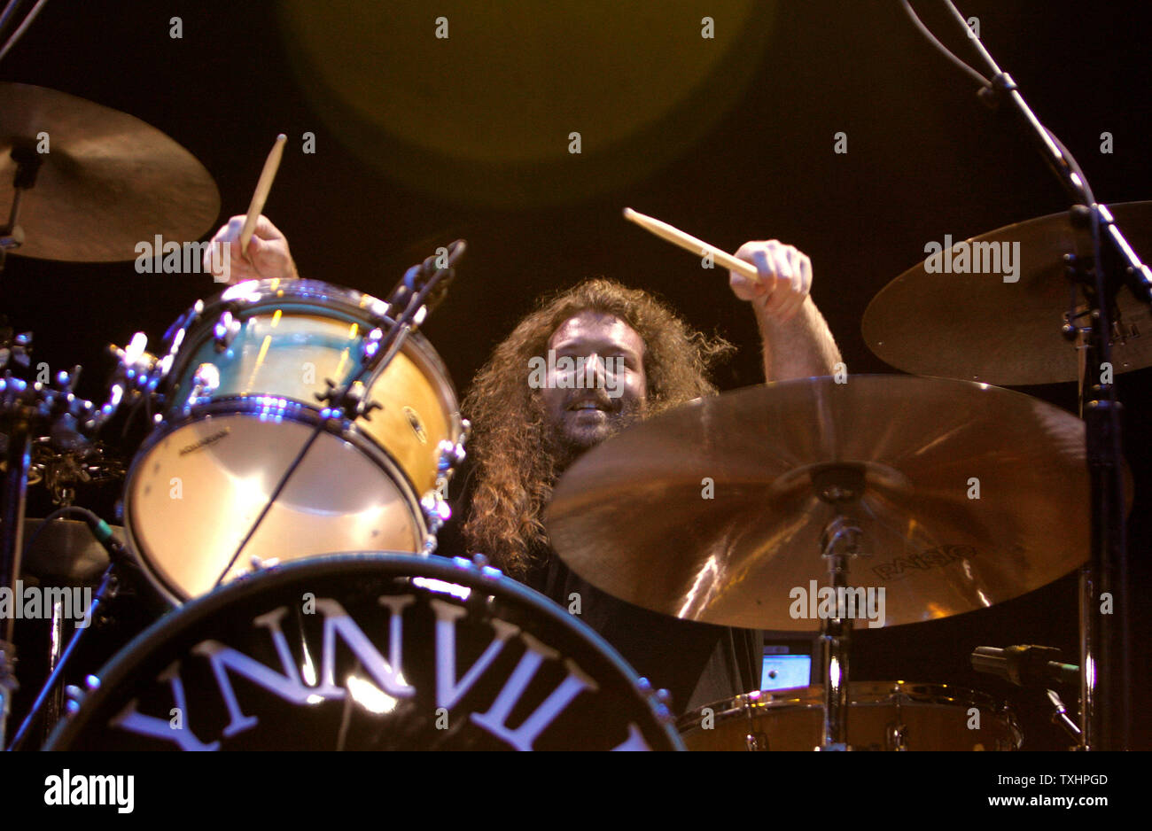 Tommy Bales of Flynnville Train performs in concert as part of Toby ...