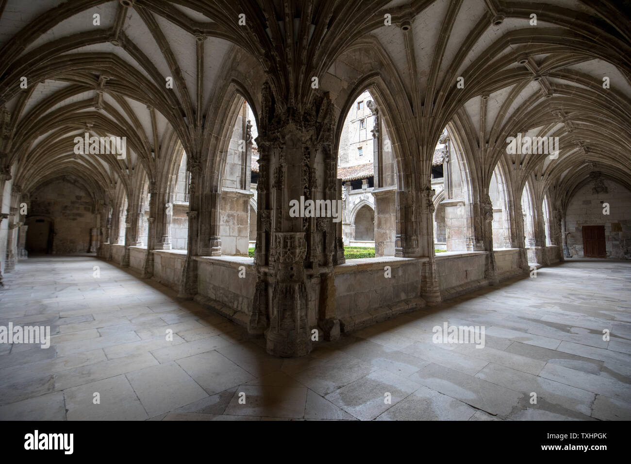 Medieval Cloister of Saint Etienne Cathedral in Cahors, Occitanie ...