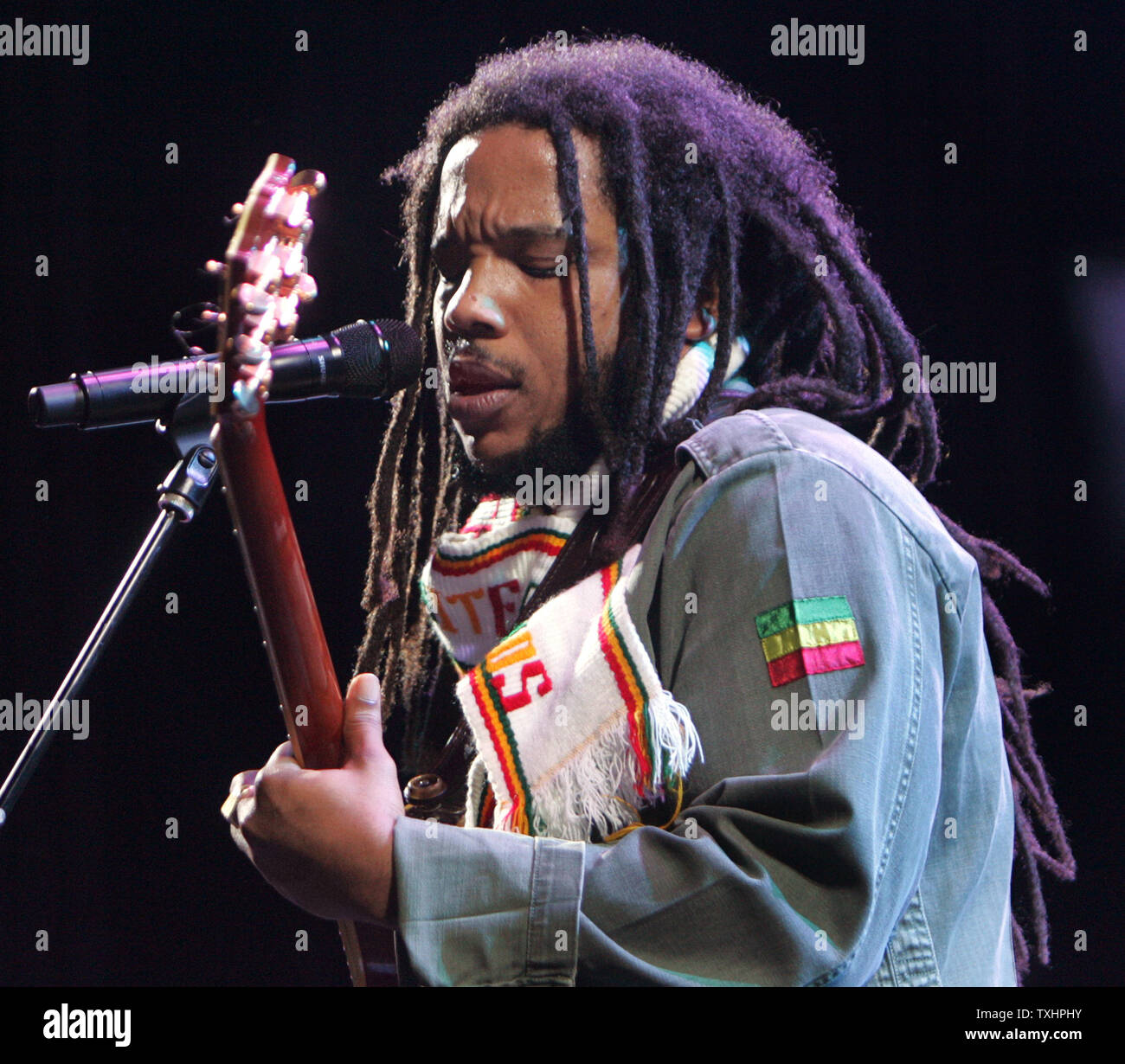 Stephen Marley, son of singer Bob Marley, performs in concert at Coors ...