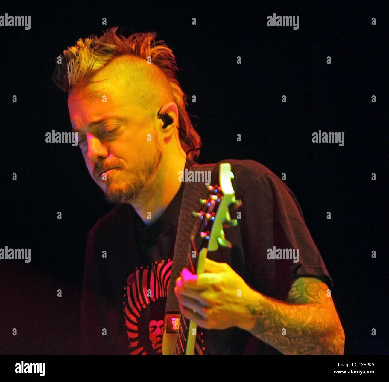 Tim mahoney of 311 hi-res stock photography and images - Alamy