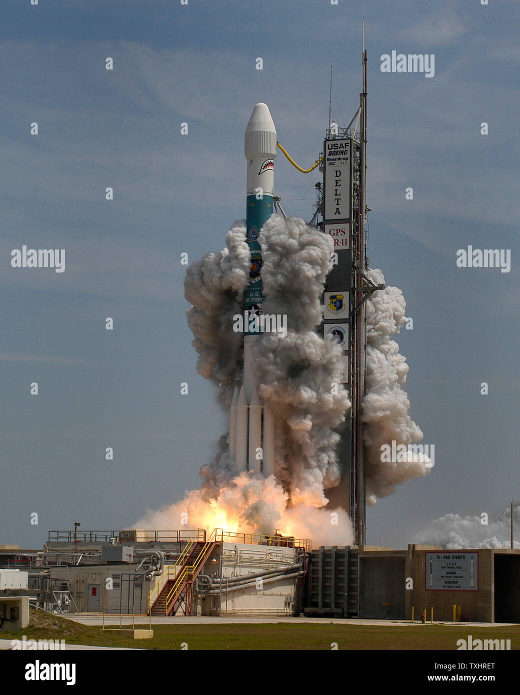 The 303rd Boeing Delta II rocket launches the 50th Navstar Global ...