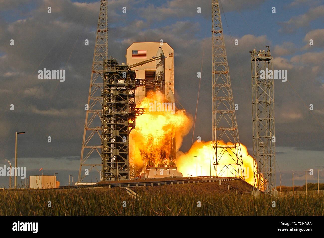 At 4:50 PM EST on Dec. 12, 2004, on Space Launch Complex 37B at the ...