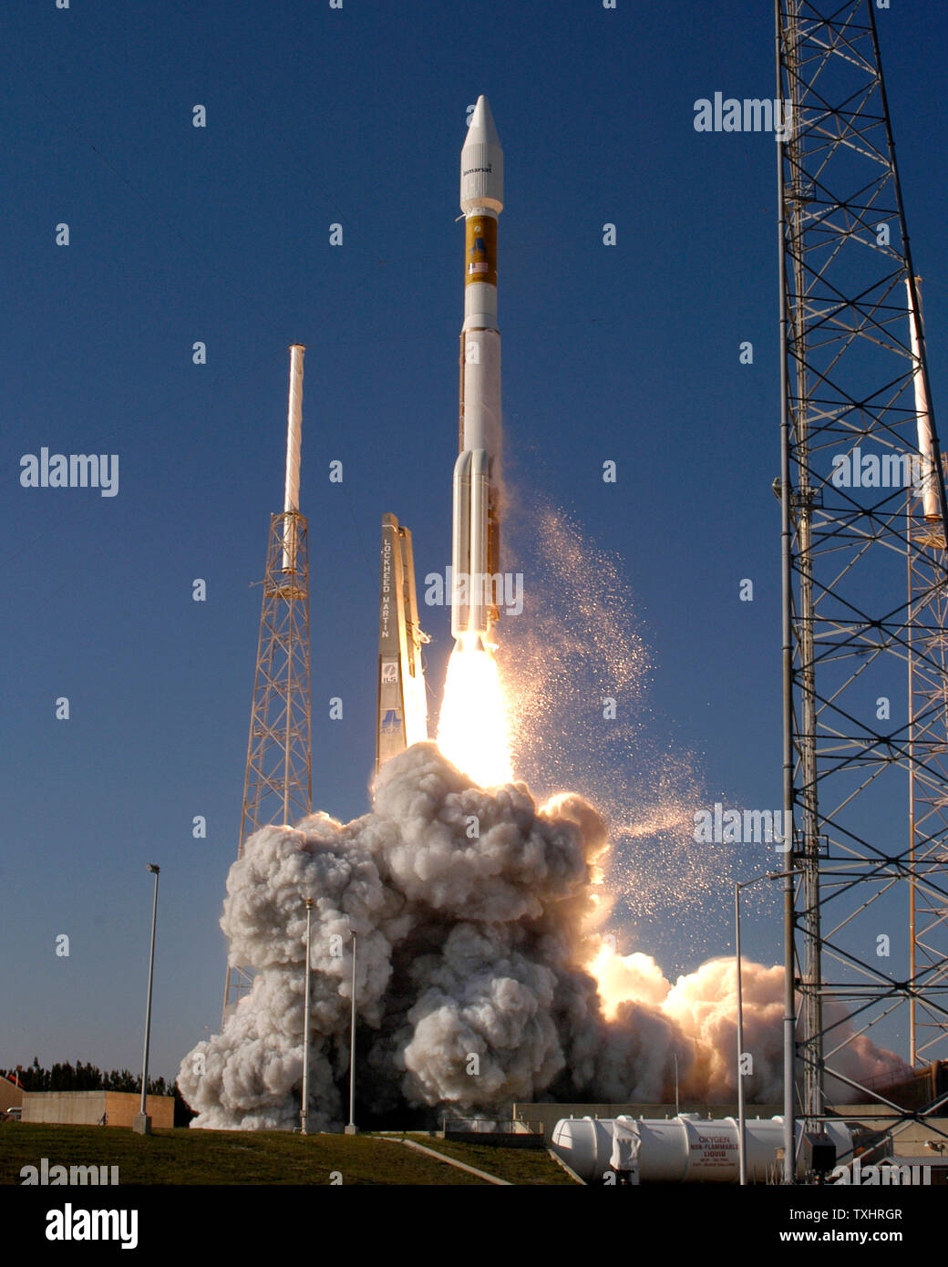Heaviest payload hi-res stock photography and images - Alamy