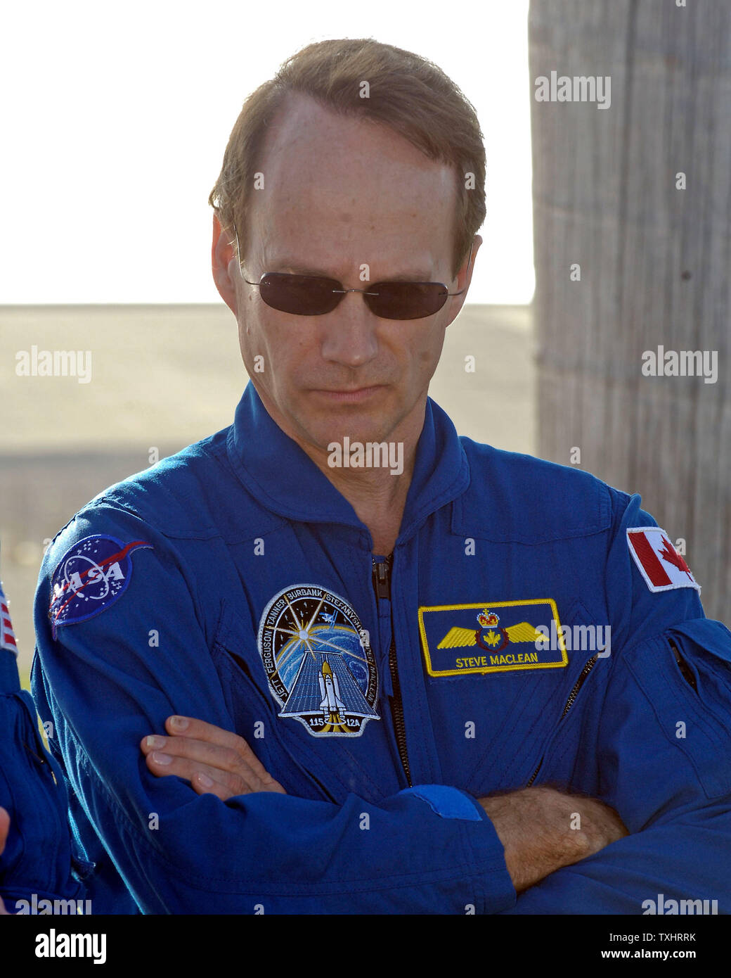 Astronaut steve maclean hi-res stock photography and images - Alamy