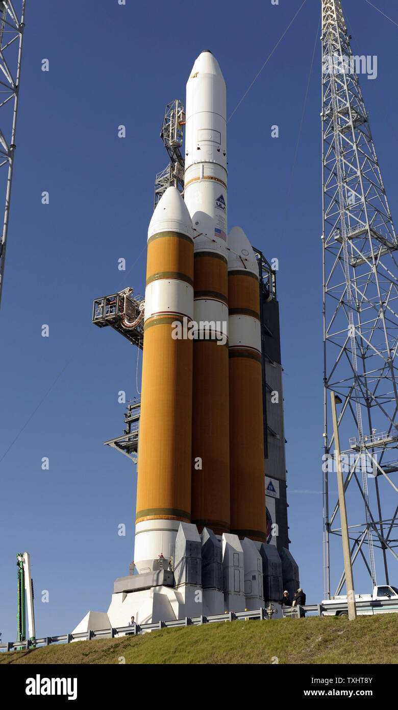 A Boeing Delta IV "Heavy" rocket sits bolted to launch pad 37B at the ...
