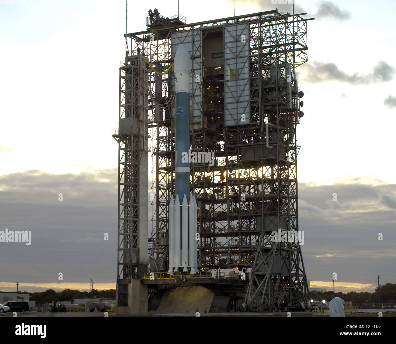 Delta ii launch vehicle hi-res stock photography and images - Alamy