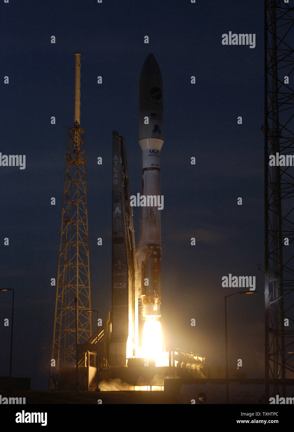 United Launch Alliance's Atlas V rocket launches the USAF's newest ...