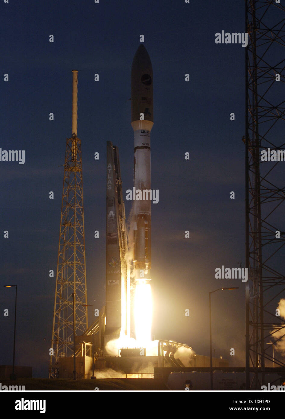 United Launch Alliance's Atlas V rocket launches the USAF's newest ...