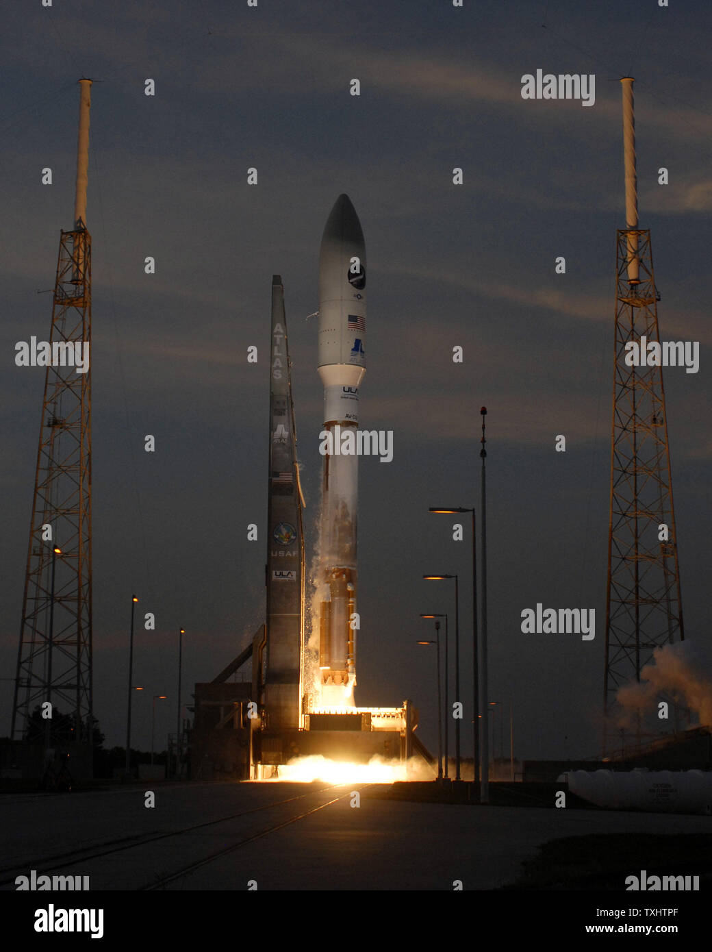 United Launch Alliance's Atlas V rocket launches the USAF's newest ...