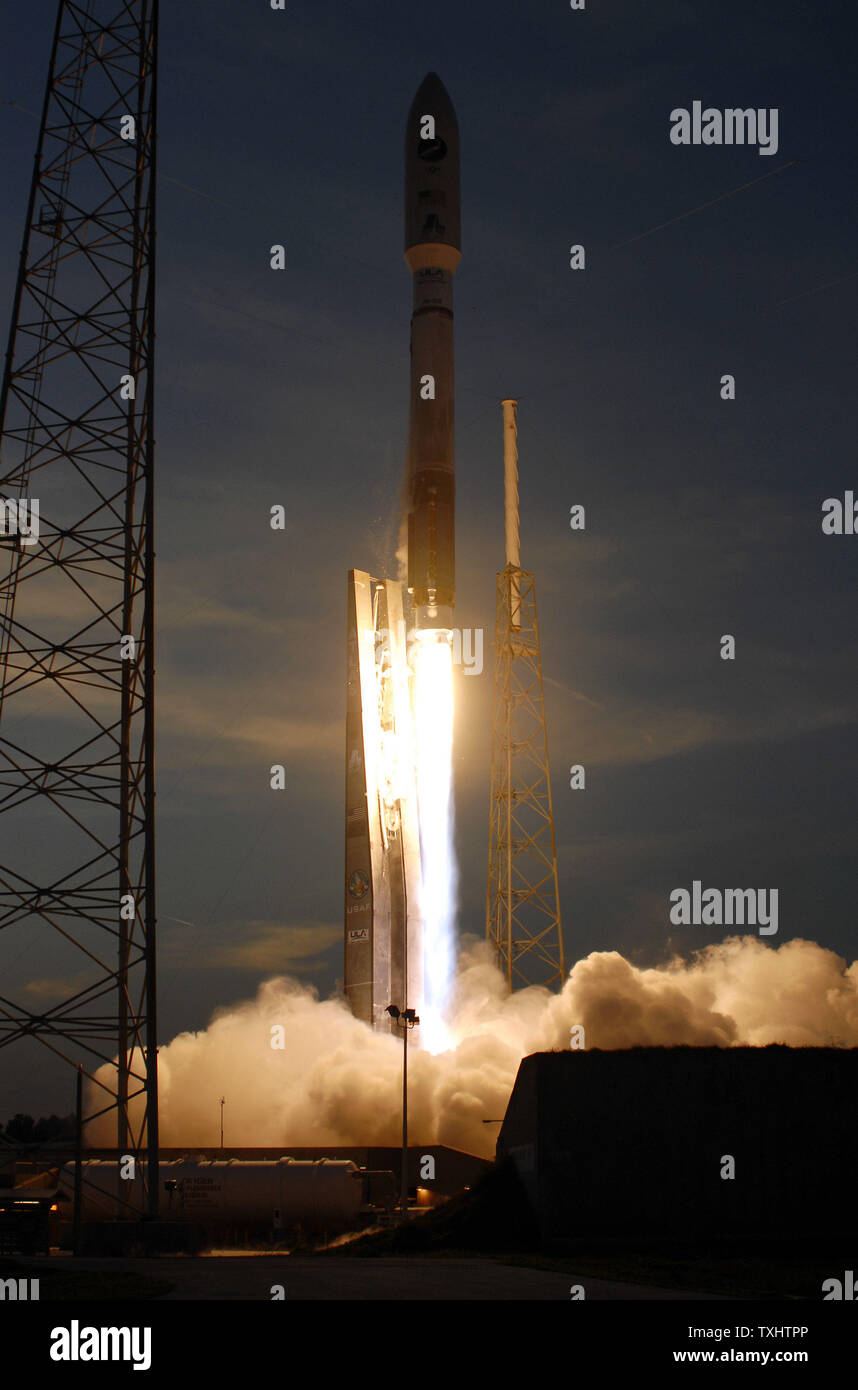 United Launch Alliance's Atlas V rocket launches the USAF's newest ...