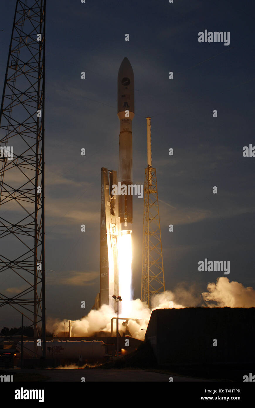 United Launch Alliance's Atlas V rocket launches the USAF's newest ...