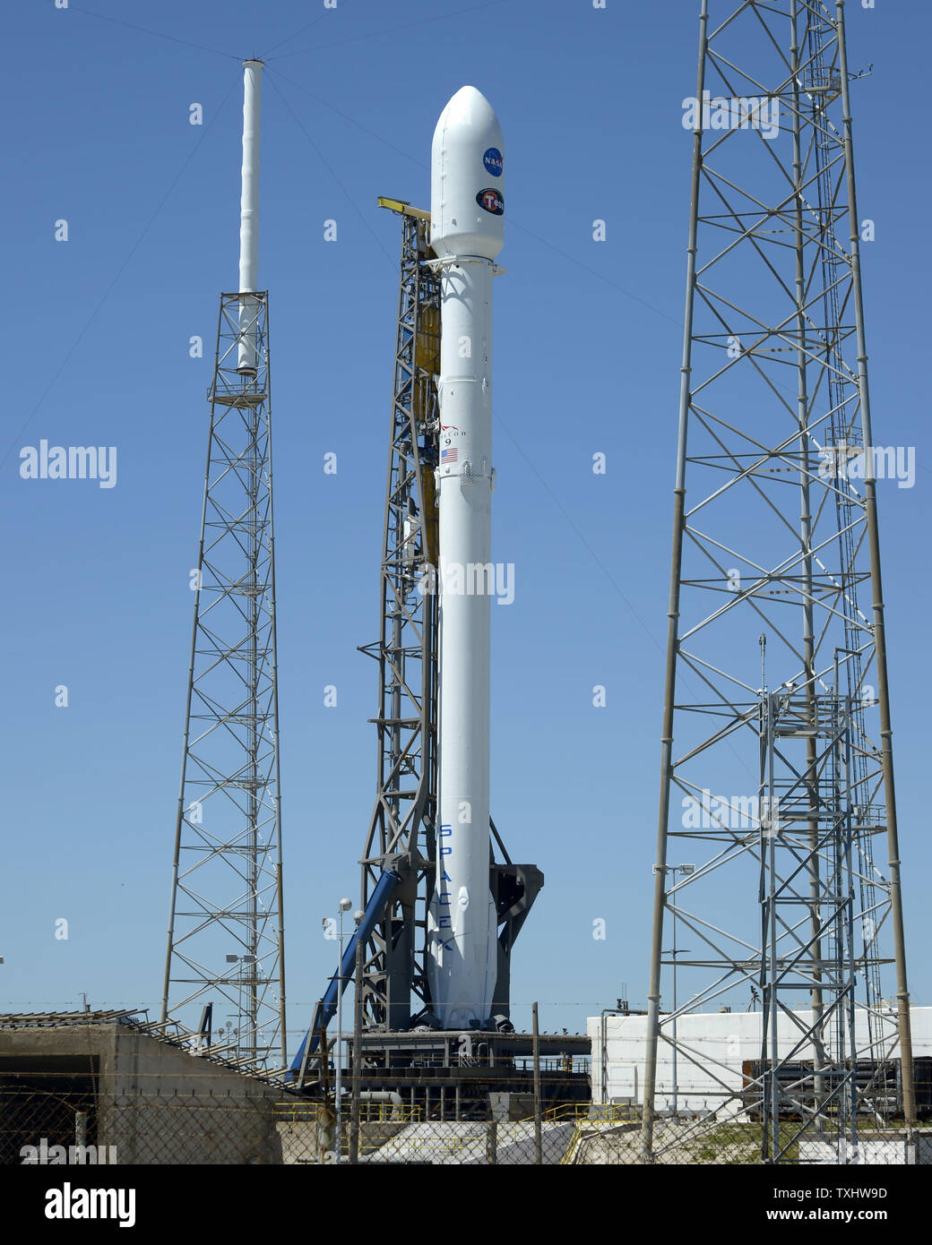 Rocket guidance system hi-res stock photography and images - Alamy