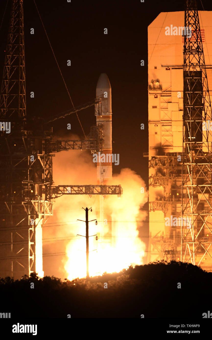 Sa 6 launch hi-res stock photography and images - Alamy