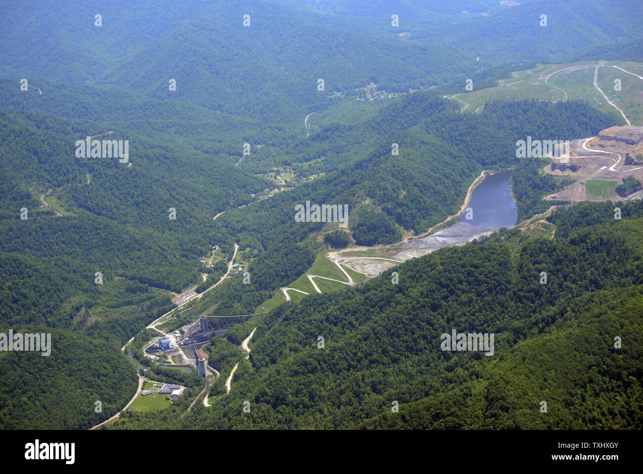 Coal mining operations hi-res stock photography and images - Alamy