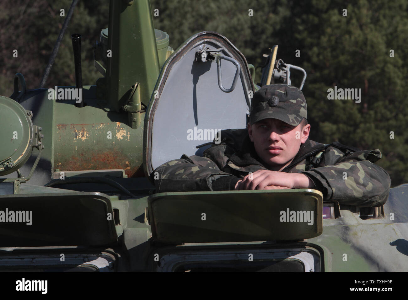 Tank standoff hi-res stock photography and images - Alamy