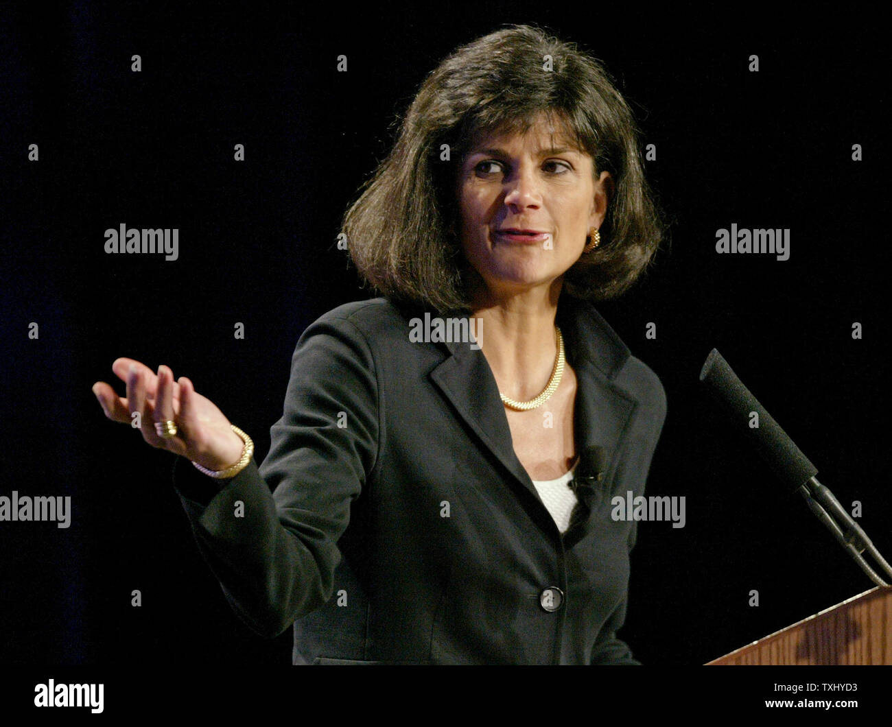 Patricia russo chairman ceo lucent hi-res stock photography and images ...