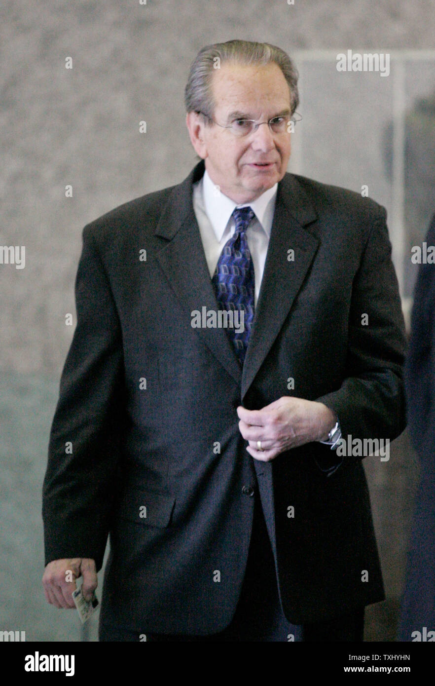 Gov george ryan hi-res stock photography and images - Alamy