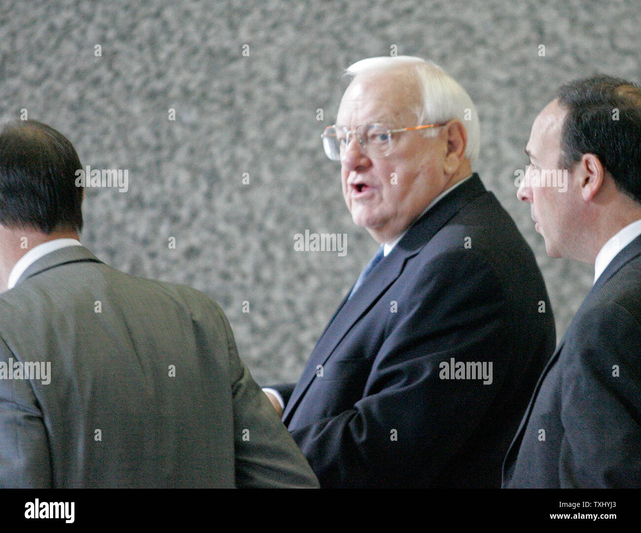 Gov george ryan hi-res stock photography and images - Alamy