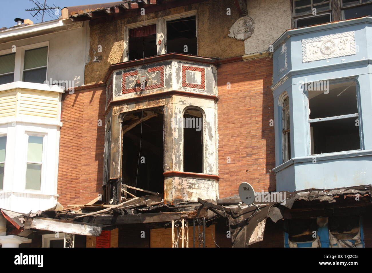 Rundown neighborhood hi-res stock photography and images - Alamy