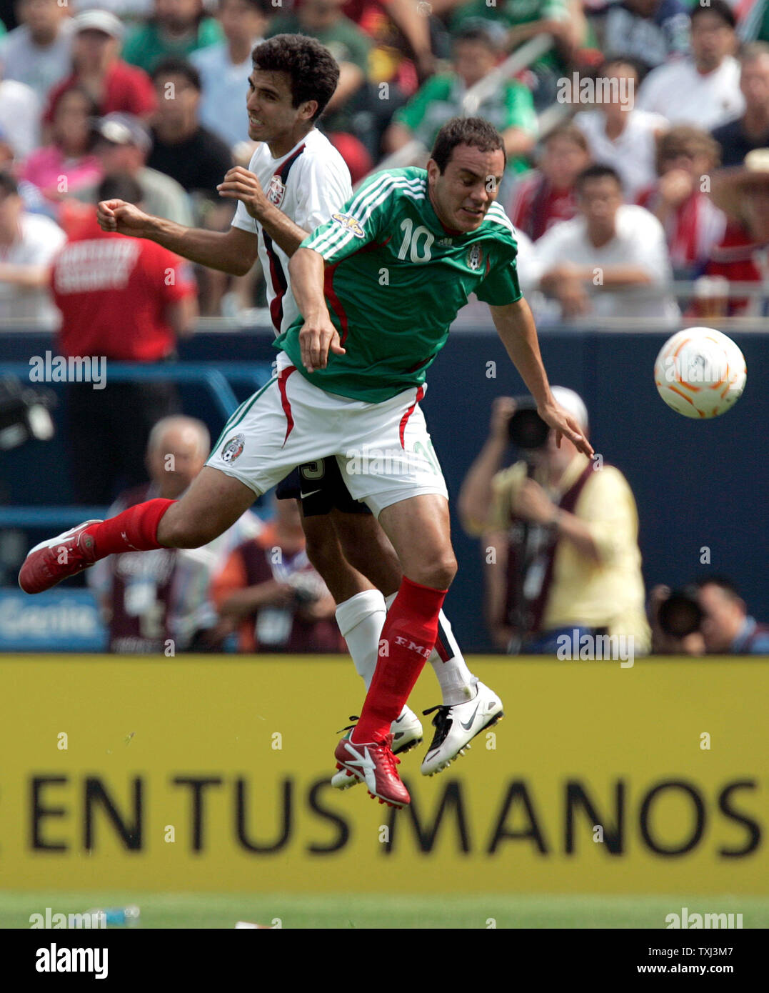 Carlos Bocanegra 2022