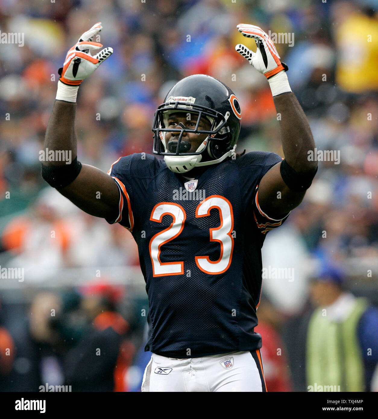 Devin Hester Haircut