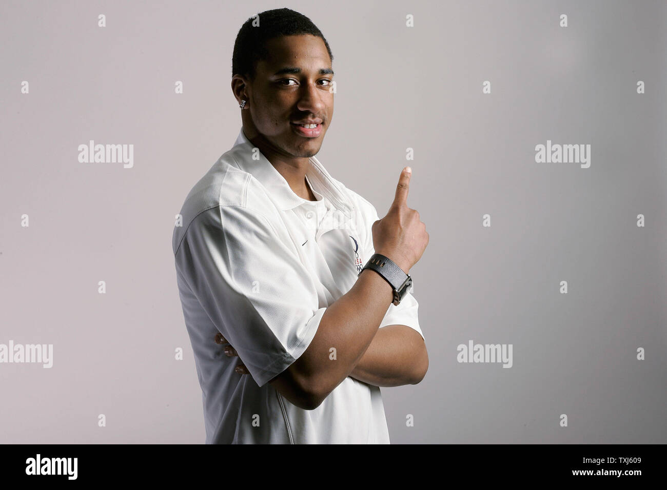 Boxer Demetrius Andrade poses for a portrait at the 2008 U.S. Olympic ...