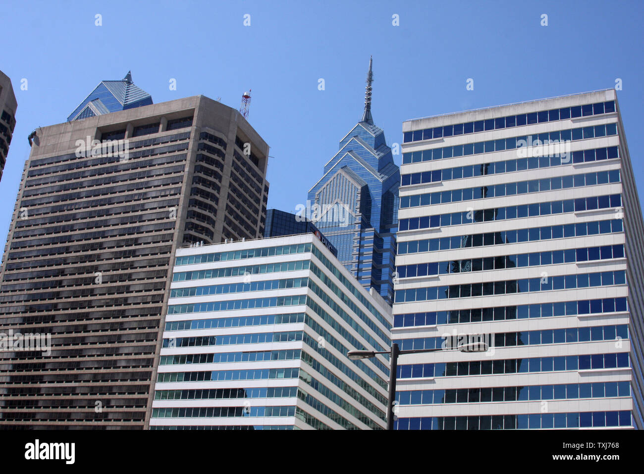 Philadelphia buildings day hi-res stock photography and images - Alamy