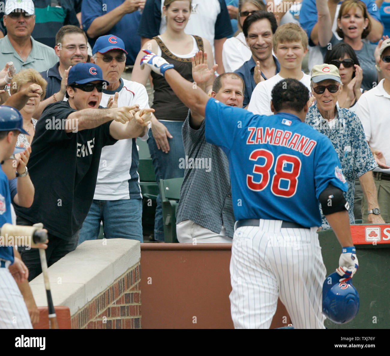 John cusack cubs hi-res stock photography and images - Alamy