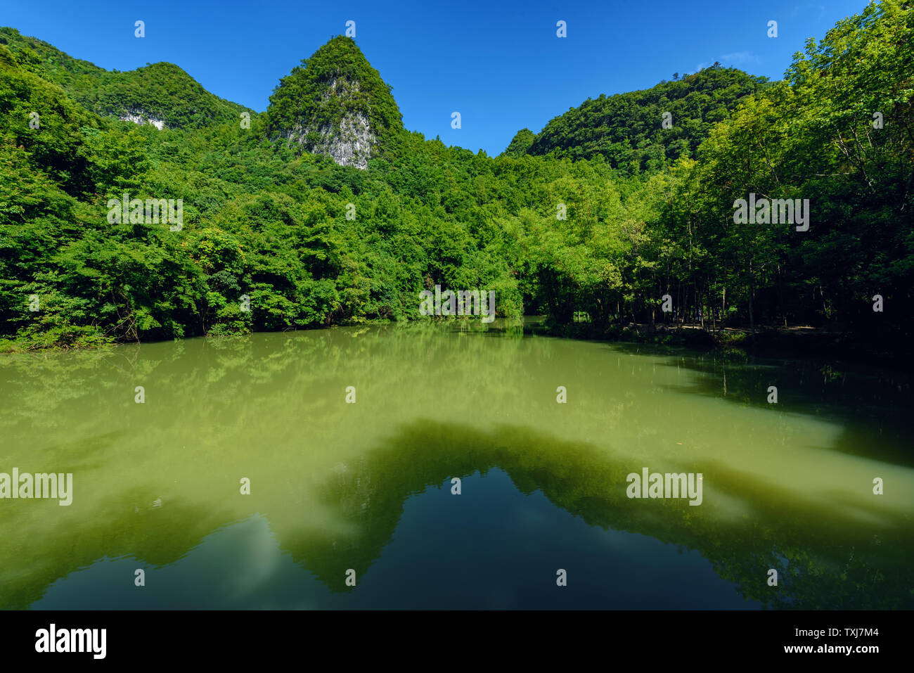 Seven hole bridge hi-res stock photography and images - Alamy
