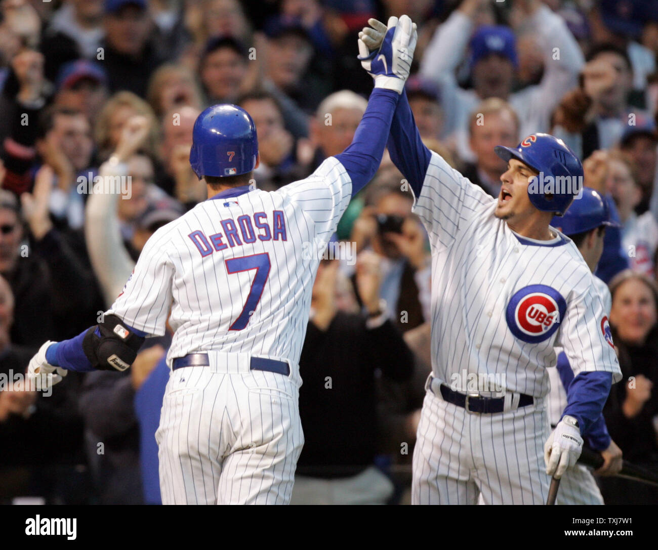 Mark derosa ryan theriot hi-res stock photography and images - Alamy