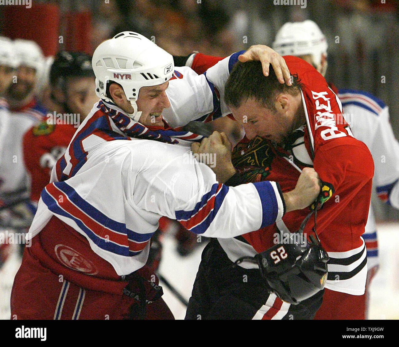 New York Rangers defenseman Dan Girardi (L) and Chicago Blackhawks ...